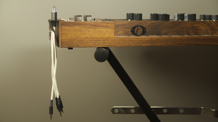 therevox : ET-5 Patch Cable Holder
